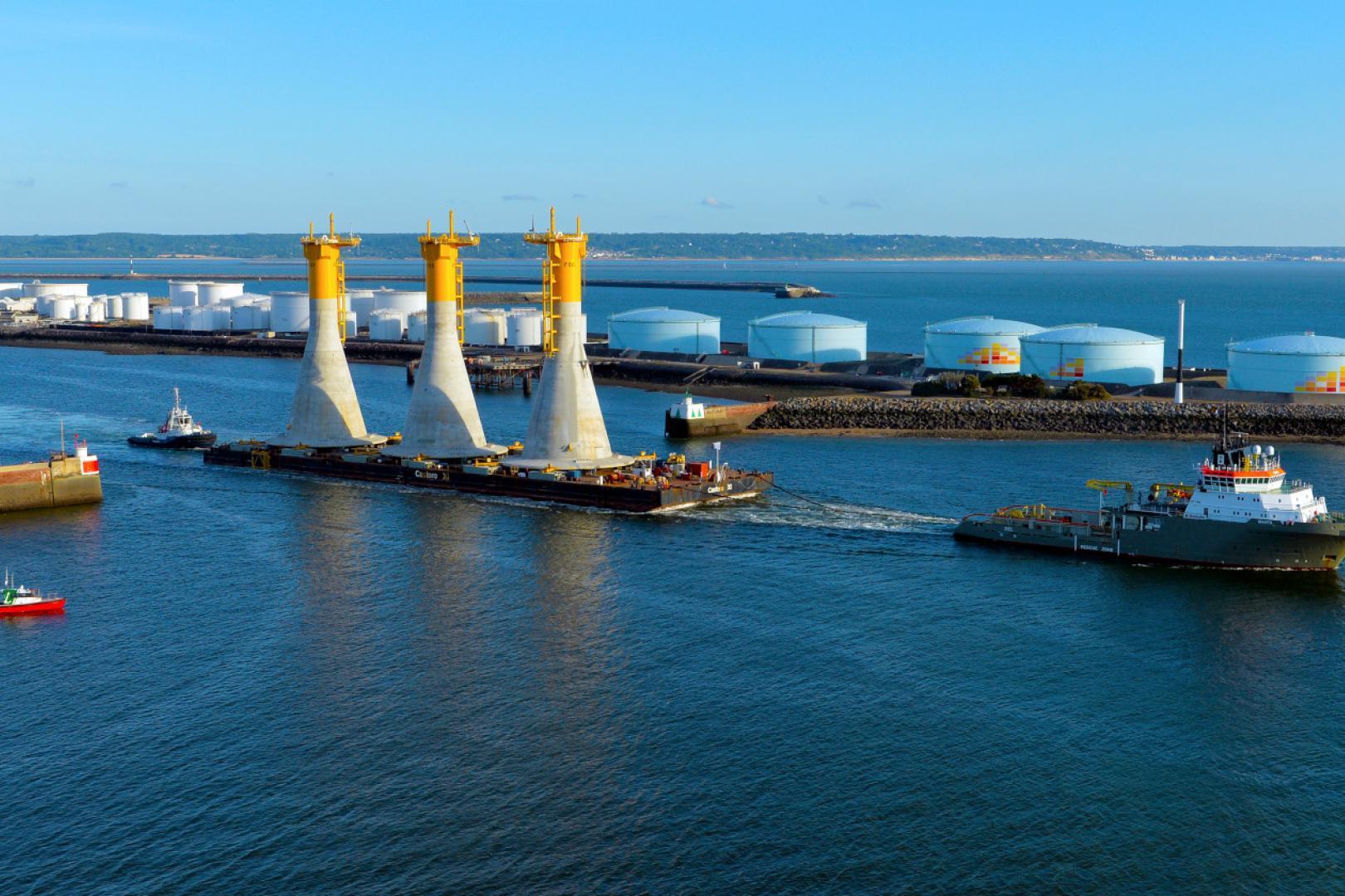 The Fécamp gravity-based foundations rise sail away | HAROPA PORT