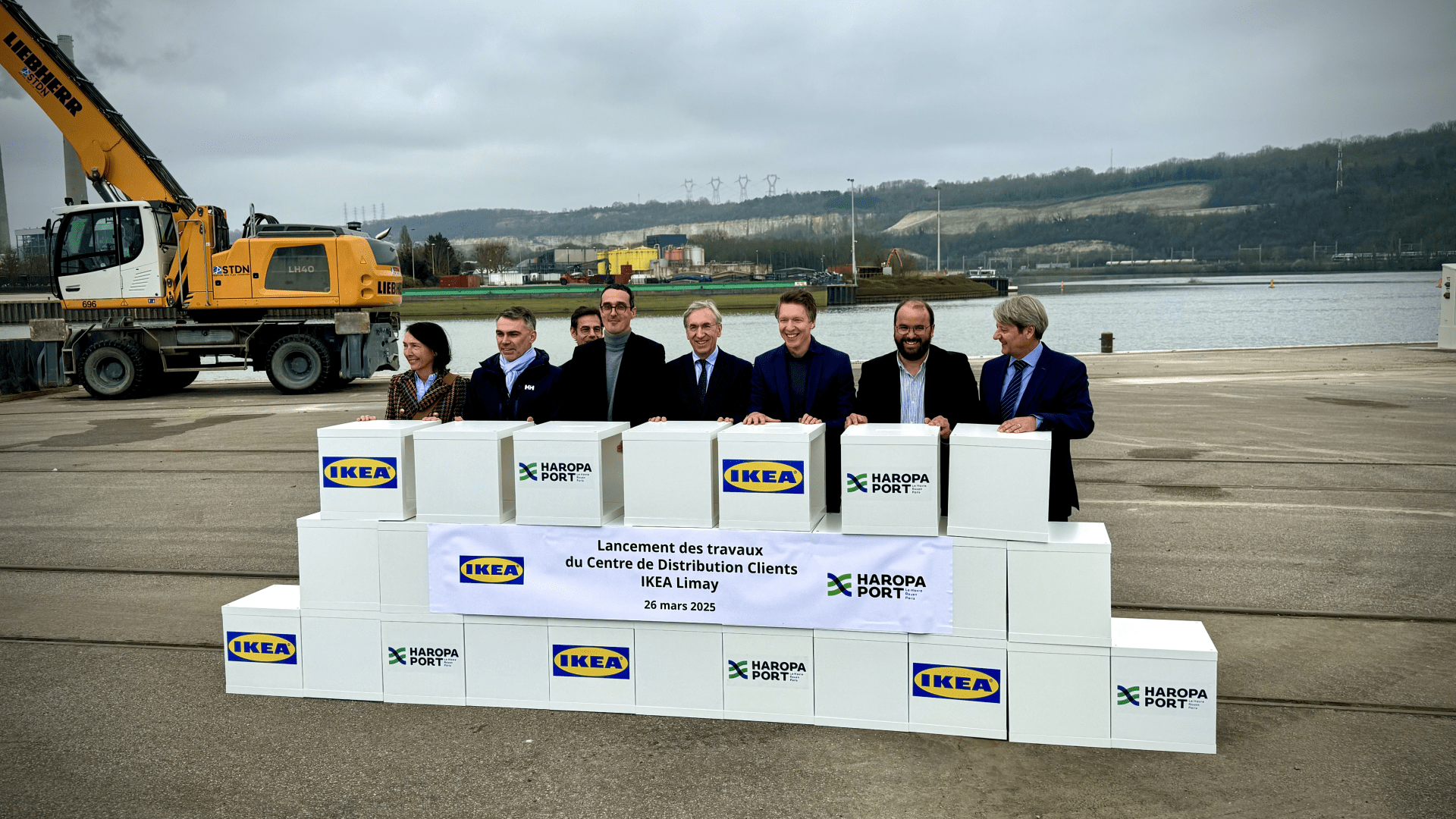 IKEA pose la première pierre de son futur centre de distribution à ...